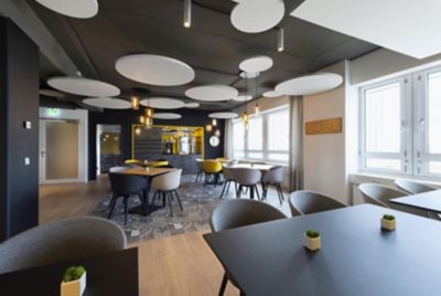 Communal Table Pendant Light