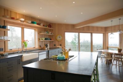 Table Pendant Lighting Encourages Mixing-and-Matching in Oregon Home